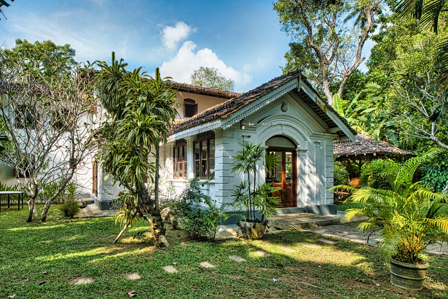 Living a Green Life: 6 Ways to Create Sustainable and Eco-Friendly ...