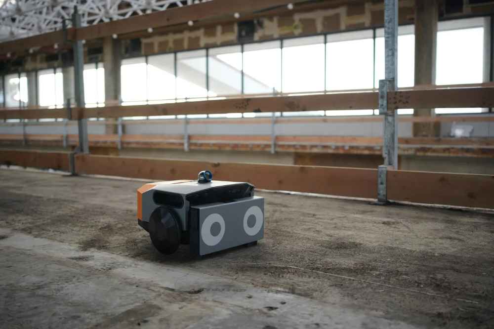 Construction Automation with iPad-Controlled Robot Upgrade Made ...
