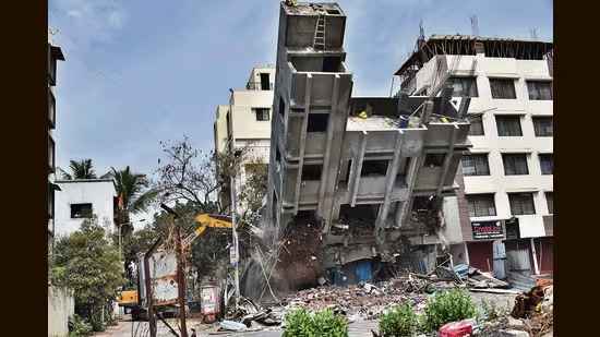Wakad's Hazardous Three-Story Building Demolished by PCMC, Architects ...